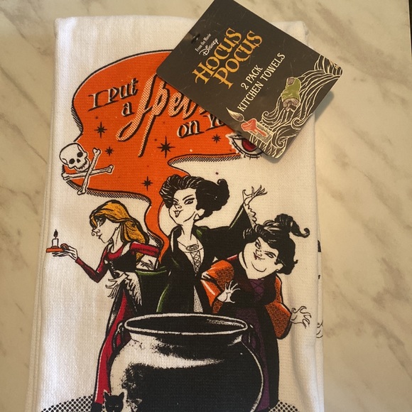 Disney | Holiday | Disney Hocus Pocus Kitchen Set 2 Hand Towels 2 Mini ...